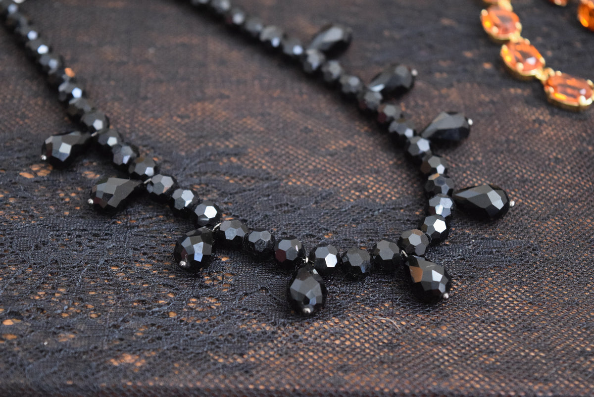 Faceted "Jet" Fringe Necklace – Dames a la Mode